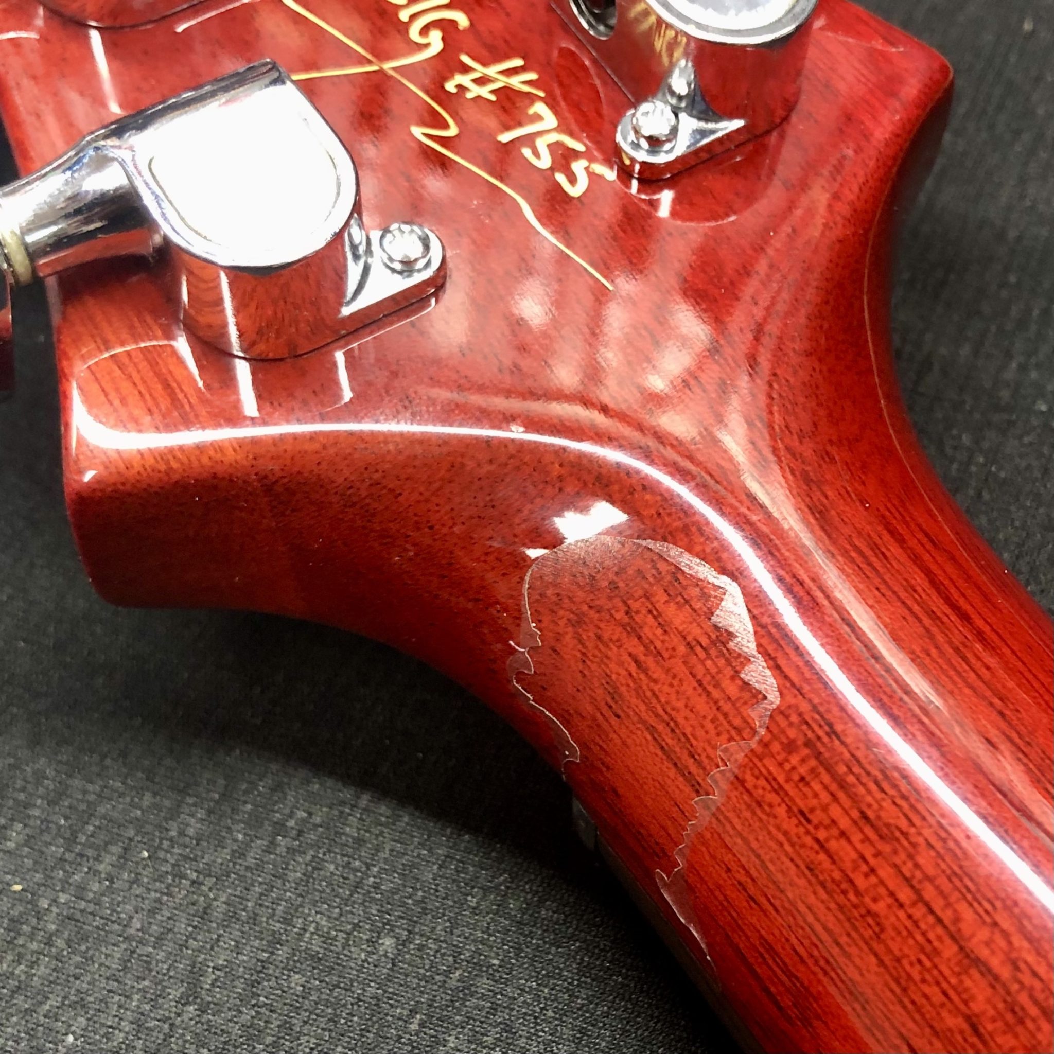 How To Test A Guitar Before Buying - Calico Guitarworks