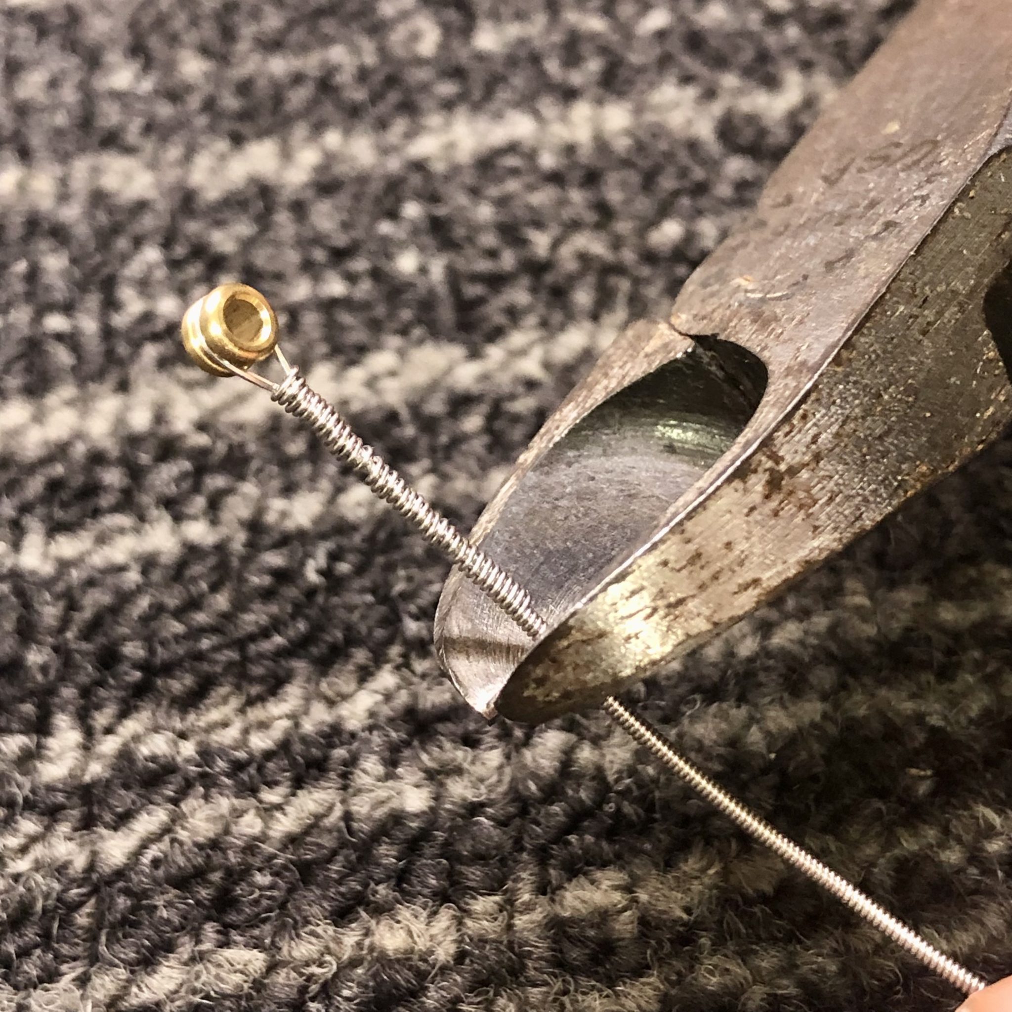 Restringing an Electric Guitar - Calico Guitarworks